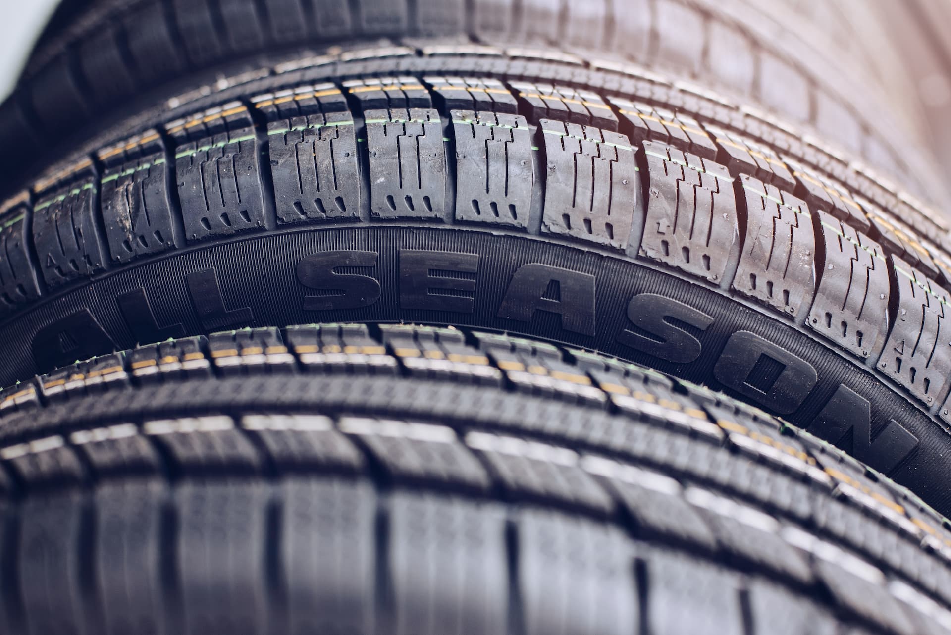 What Are The Benefits Of All-Season Tyres?